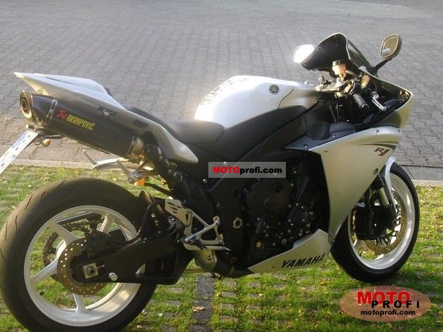 Yamaha YZF-R1 2009 Specs and Photos